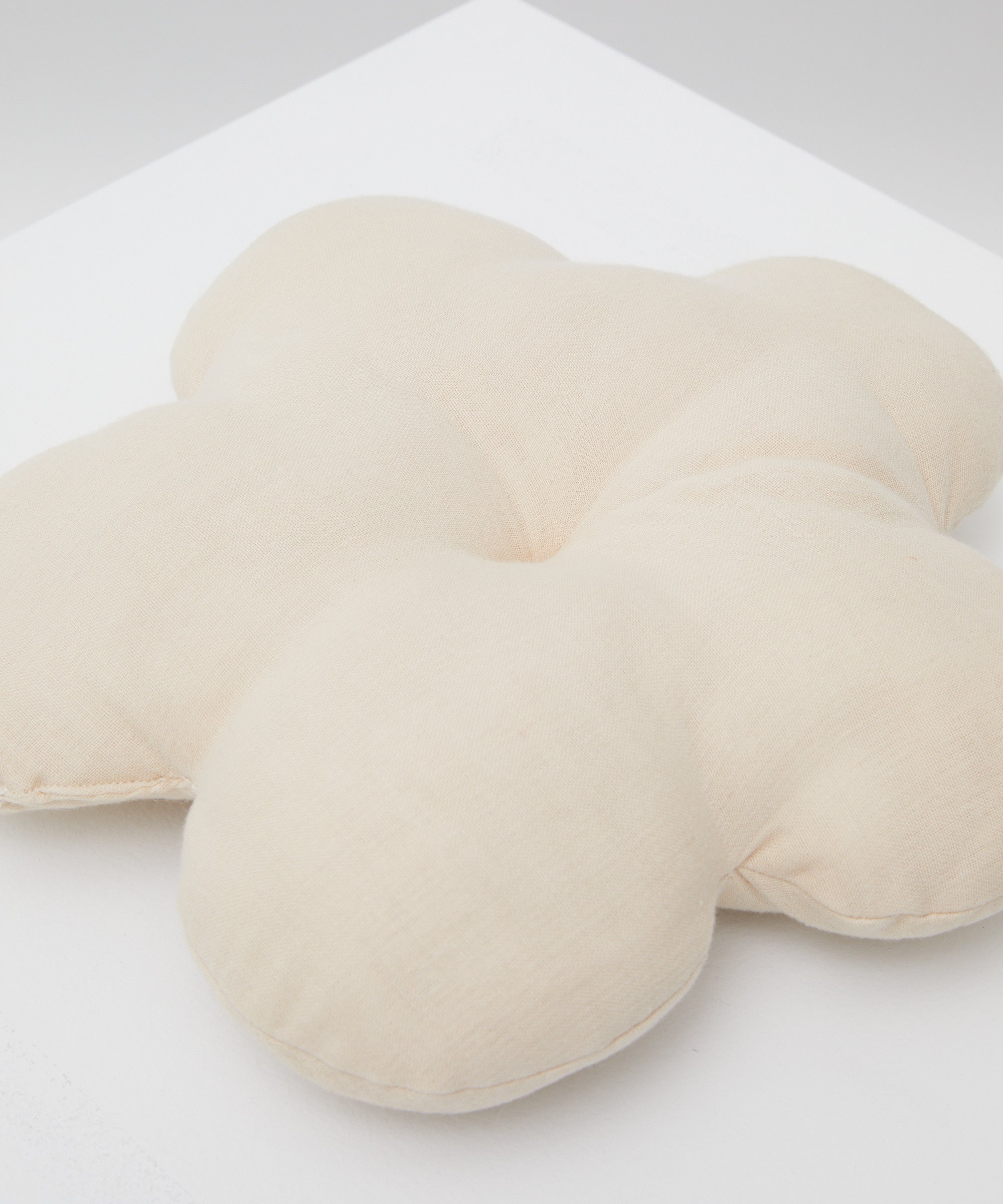 The Oceanides – Philé